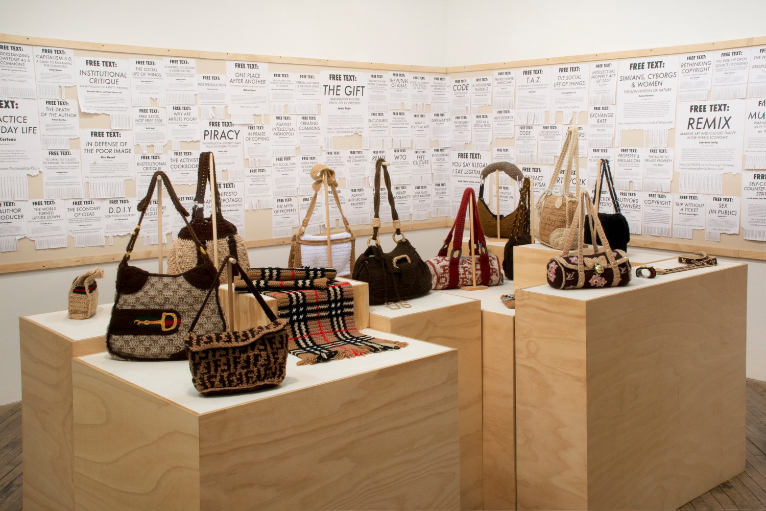 ALIEN SHE – Astria Suparak